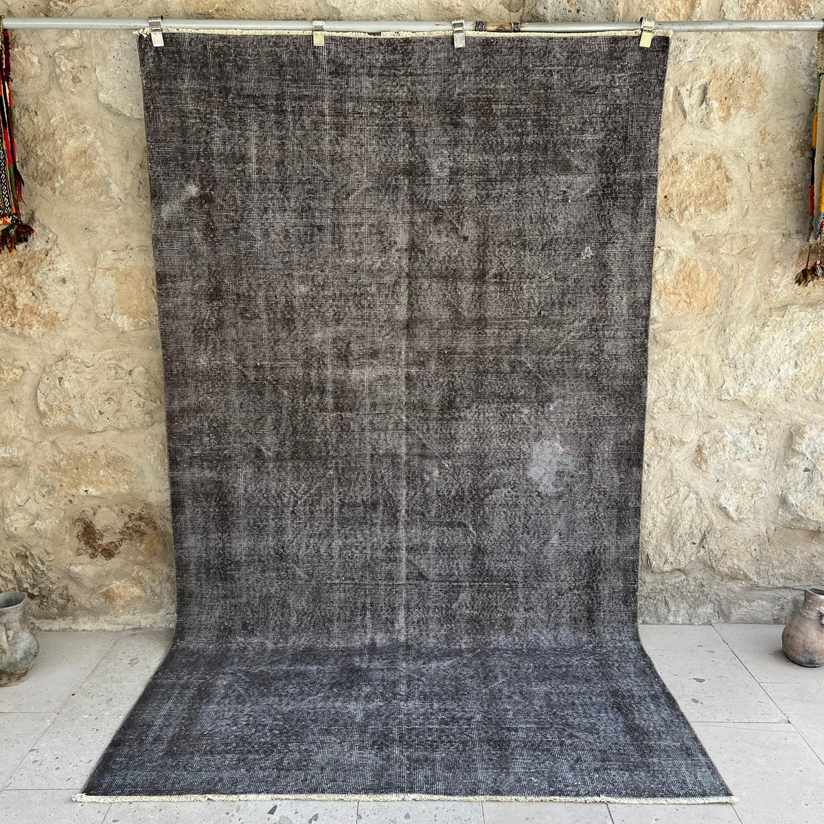 5' x 9' Vintage Overdyed Rug, Grey - Rice – Kirmen™