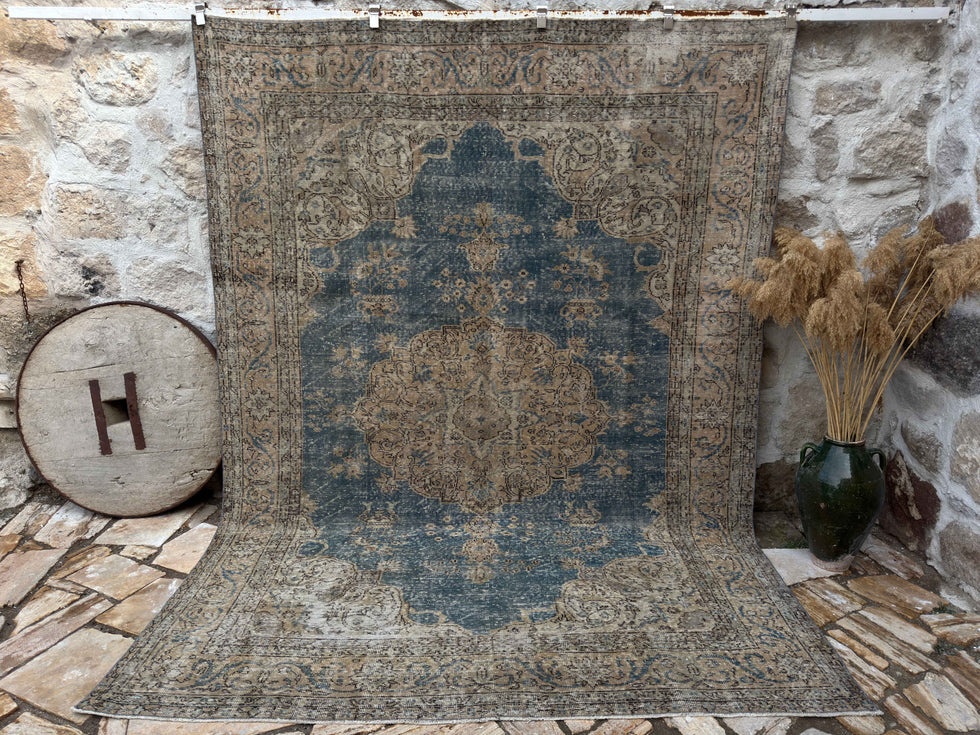 Shop Living Room Rugs - Cozy & Stylish Vintage Rugs – Kirmen Rugs